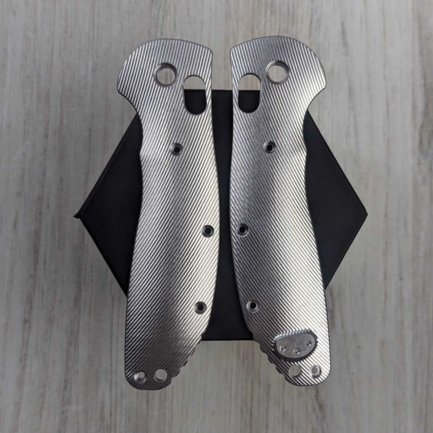 STOCKY GOAT - MM1 - Titanium Scales (Compatible with RSK Mk1-G2 (full-